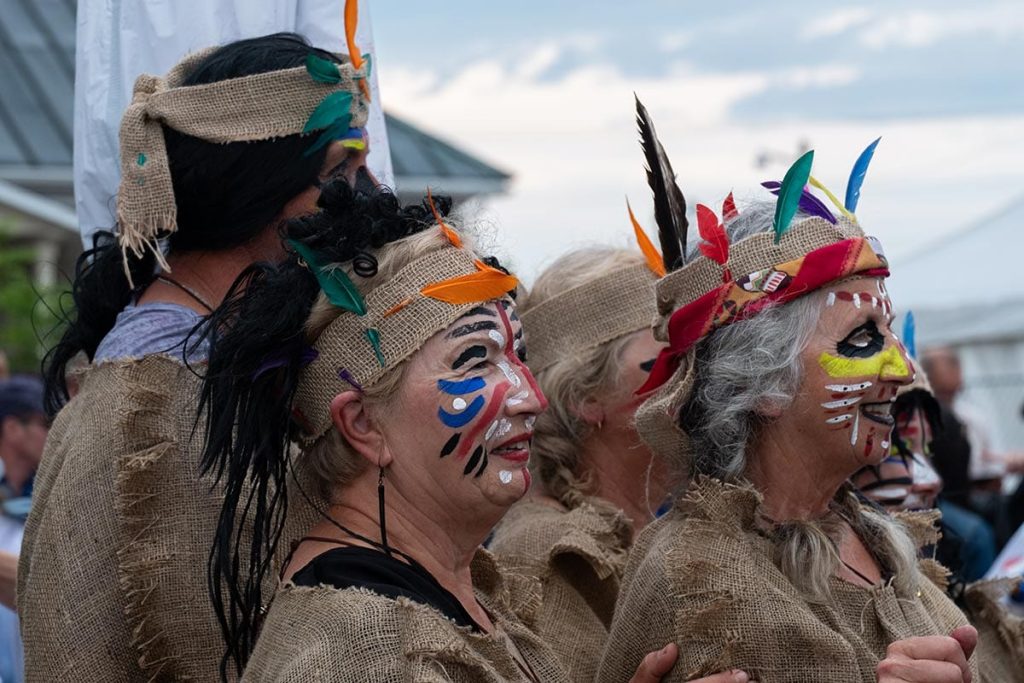 Le Tintamarre acadien au Nouveau-Brunswick – Salut Canada